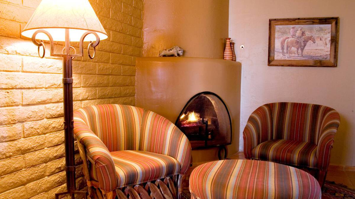 Spacious Suite With Sprawling Sunset Views, Jetted Tub, & Oversized Closets